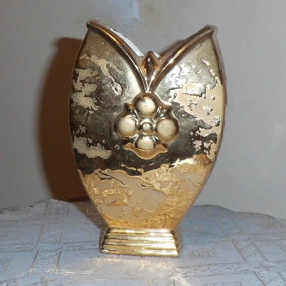 Weeping Gold 22kt | Accents | Weeping Gold 22kt Vase | Poshmark